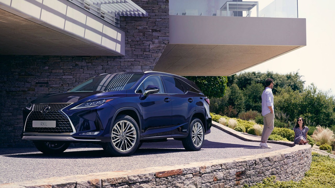 Lexus RX L | Full size Hybrid SUV | Lexus UK