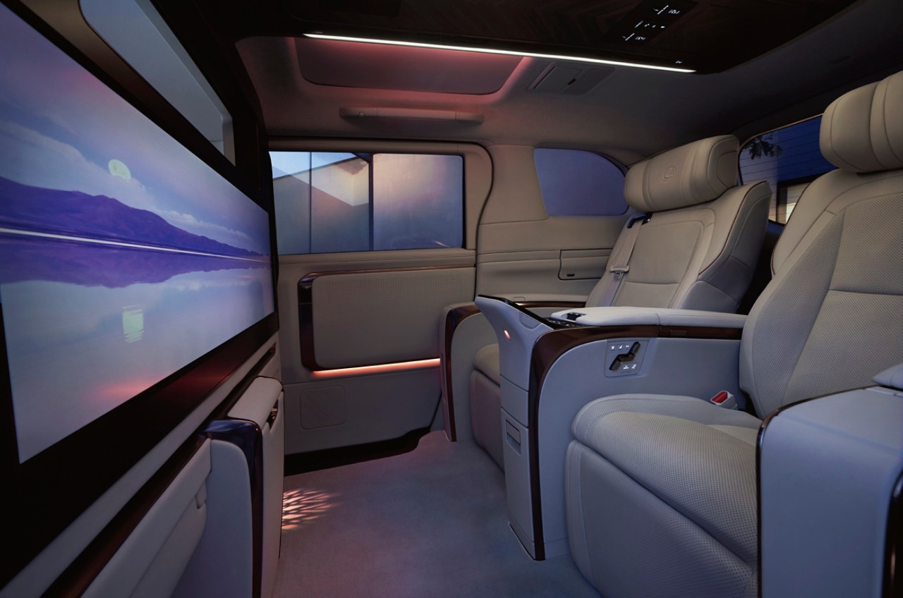 LM | Luxury MPV for Chauffeur Travel | Lexus UK