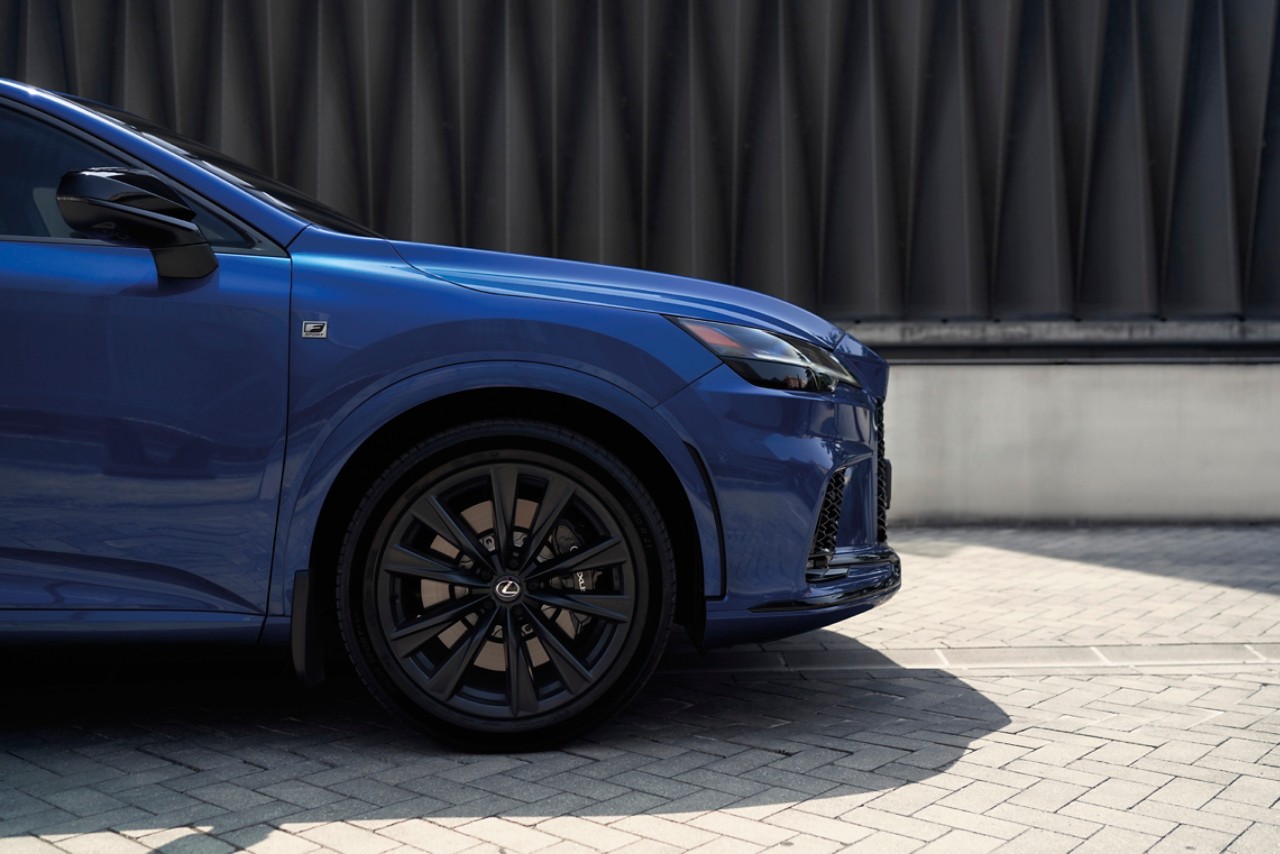 Lexus RX | Discover Luxury Hybrid SUV | Lexus UK