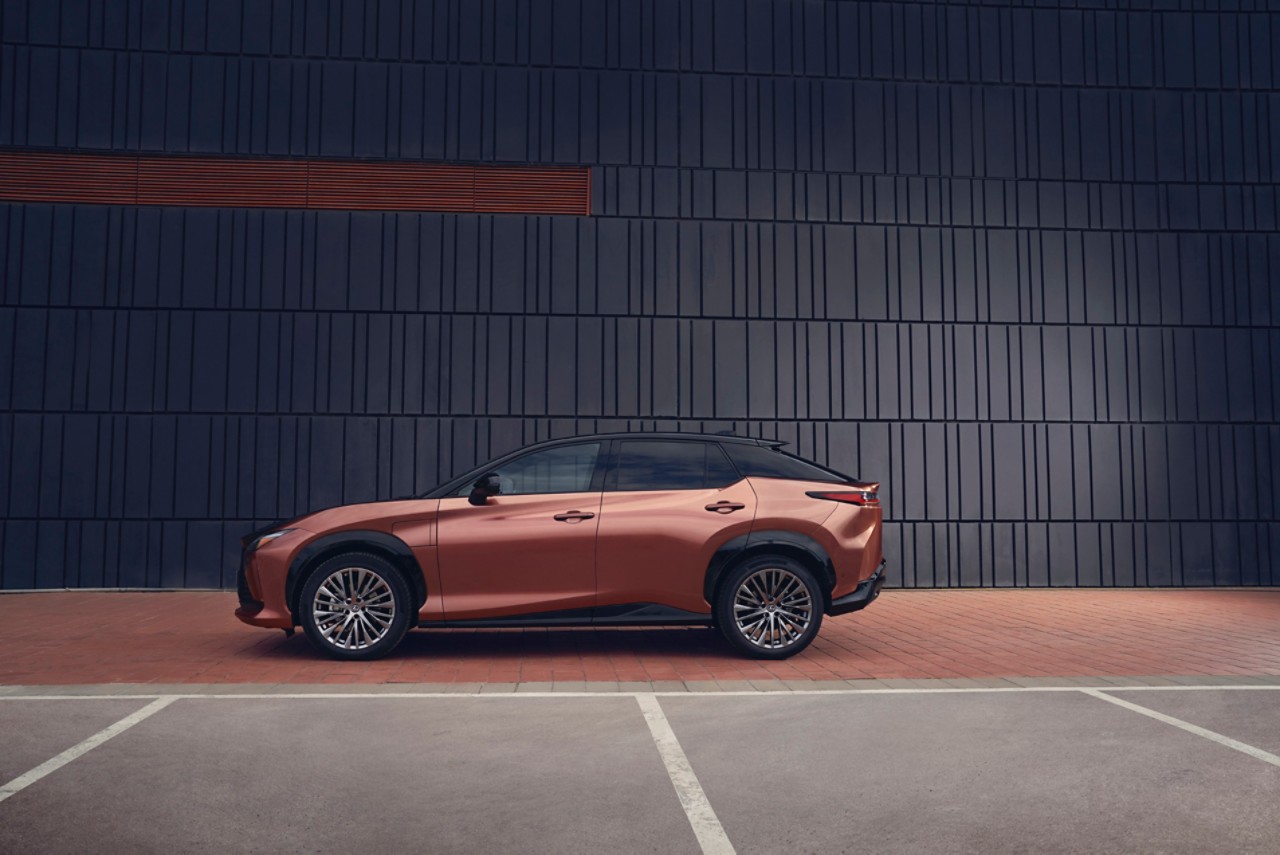 RZ All-Electric All Lexus | Lexus UK