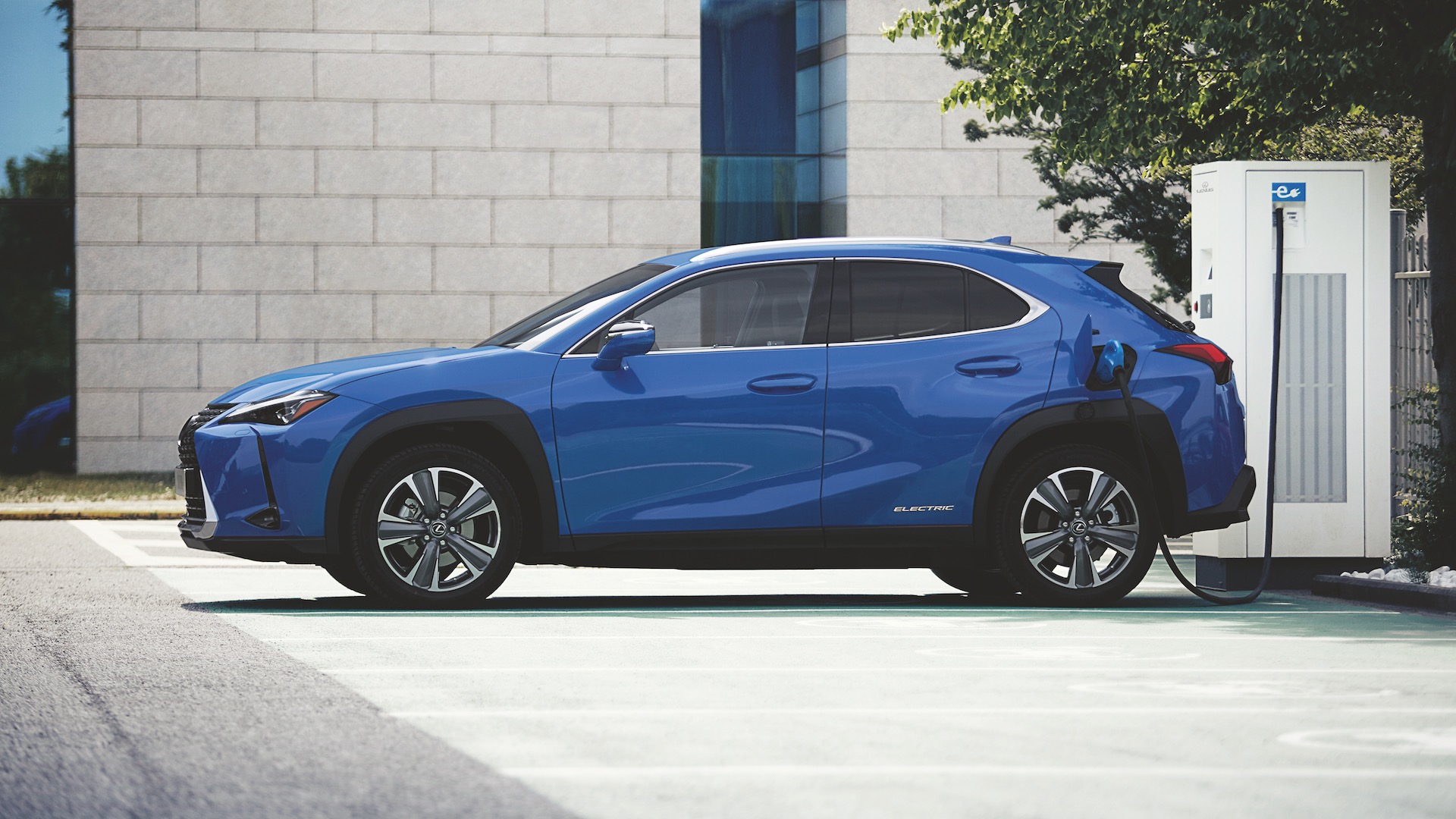 Lexus UX 300e | Discover The All-Electric SUV | Lexus UK