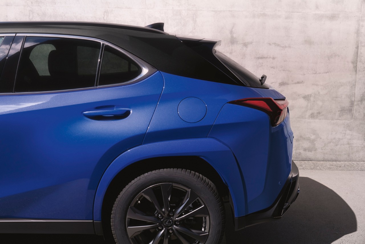 Lexus UX | Compact Hybrid SUV | Lexus UK