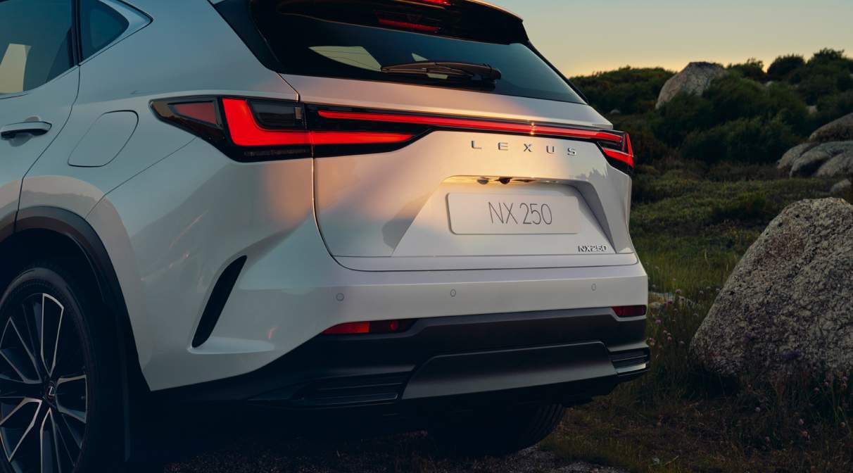 Lexus NX | Hybrid & Plug-in Hybrid SUV | Lexus UK