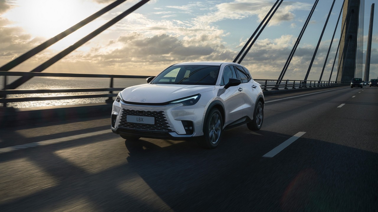 Lexus LBX | Hybrid SUV | Lexus UK
