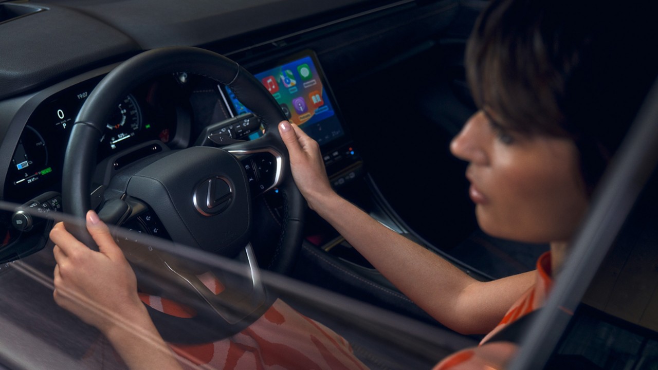 Lexus LBX | Hybrid SUV | Lexus UK