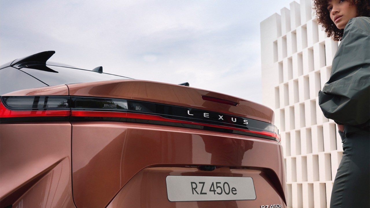 RZ All-Electric All Lexus | Lexus UK