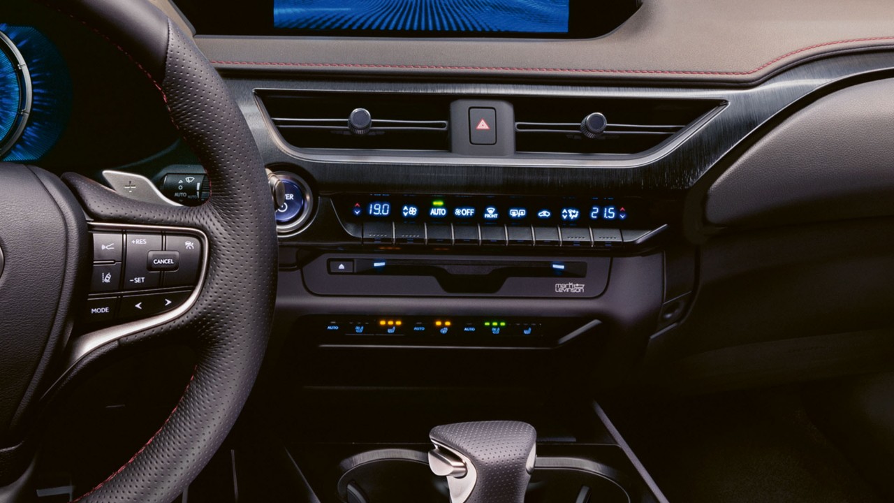 Lexus UX | Hybrid Electric Compact SUV | Lexus UK