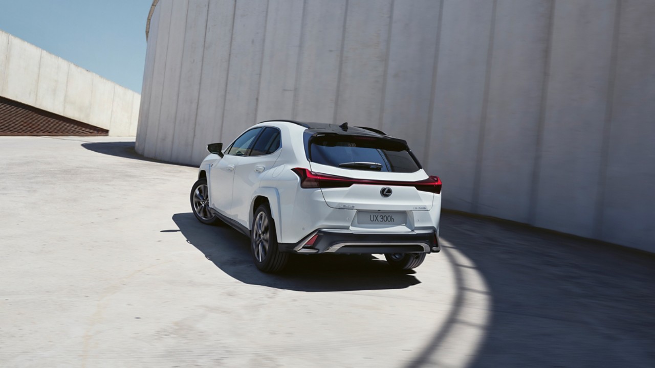 Lexus CT | Compact Hybrid Hatchback | Lexus UK