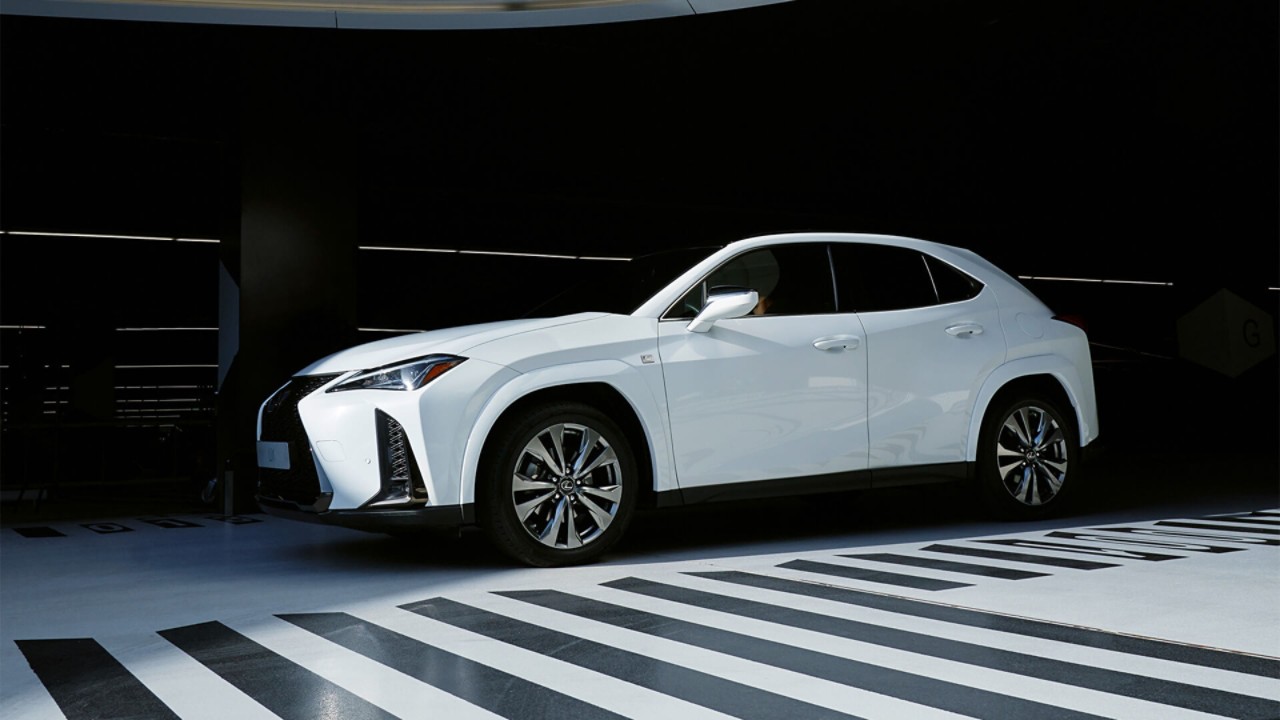 Lexus UX | Hybrid Electric Compact SUV | Lexus UK
